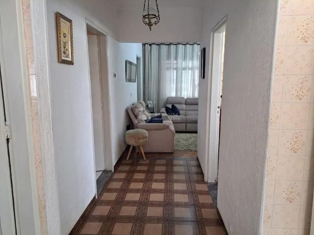 Charmosa casa à venda na Vila Ré, São Paulo: 3 dormitórios e 2 vagas de garagem!