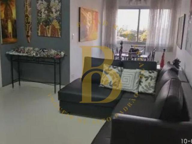 Charmosa cobertura, com vista privilegiada, localizada no Alto da Boa Vista
