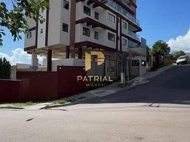 Charmosa Cobertura à venda localizada no bairro Campina do Siqueira