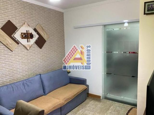 Charmosa Sobrado em Condomínio na Vila Esperança, Pronta para Morar!