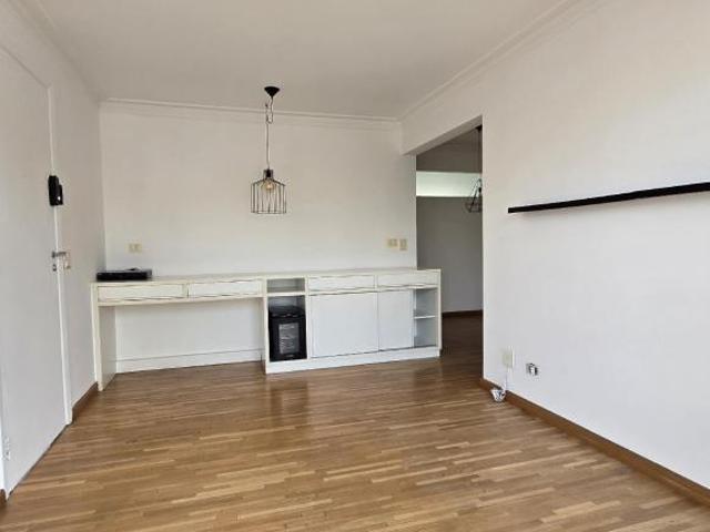 Charmoso Apartamento com 74 m², 2 quartos sendo 1 suíte 1 vaga de garagem com uma vista livre espeta