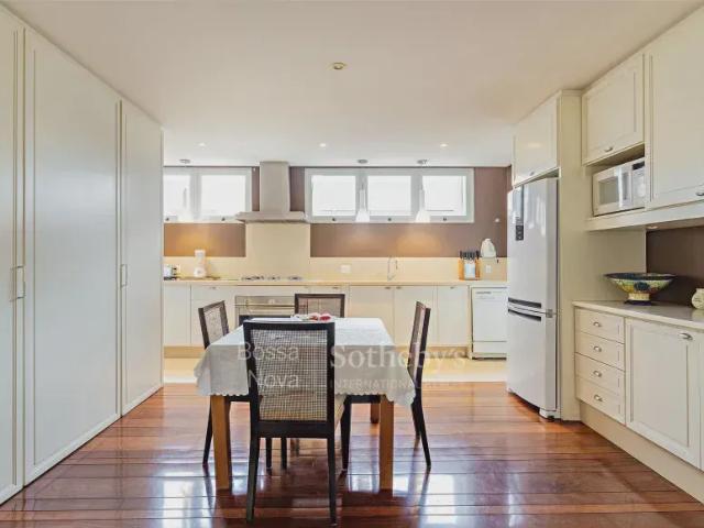 Charmoso apartamento mobiliado