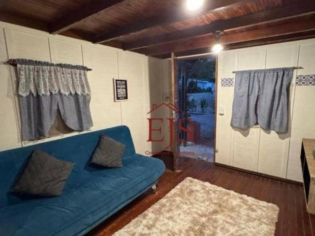 Charmoso chalé a venda em camping de Atibaia SP