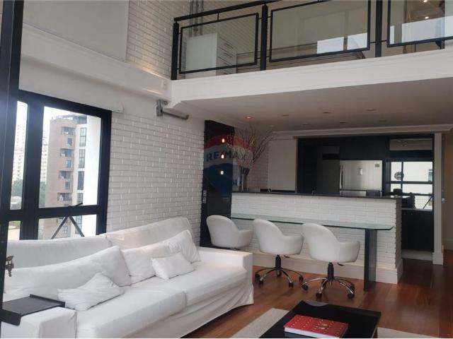 CHARMOSO LOFT EM LOCALIZAÇÃO PRIVILEGIADA NO JARDINS