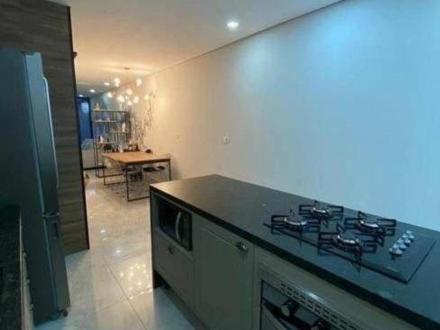 Charmoso Sobrado à Venda na Vila Carrão