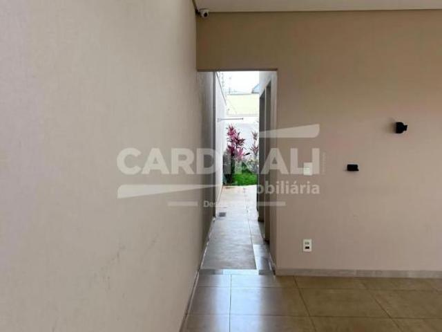 Charmoso sobrado para venda e locação em Ibaté!