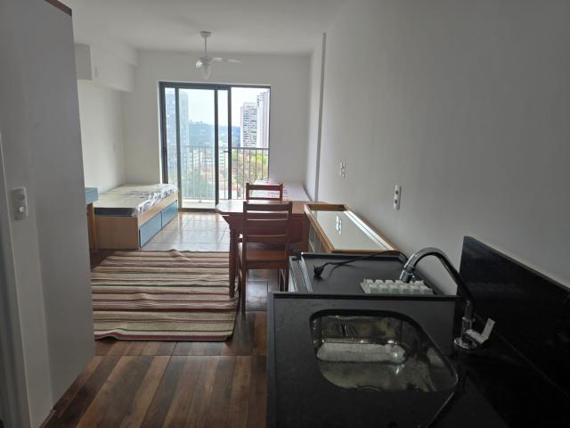 Charmoso Studio Mobiliado em Pinheiros 28m²