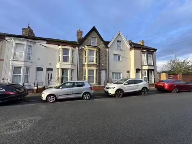 Unique 4 BA 1 bedroom house share for rent in Needham Road, Li.