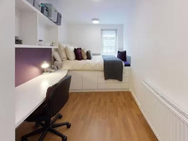 For Rent! 4 BA 4 bedroom apartment for rent in Pipe Lane Apart.
