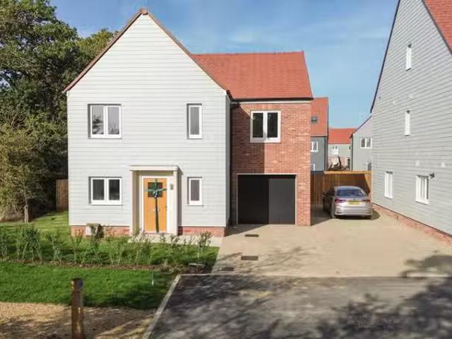 Cheap 4 BA 4 bedroom detached house for rent in Ernest Webb Dr.