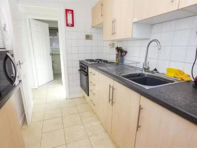 Rental! 4 bedroom house for rent in George Road, Selly Oak, Bi.