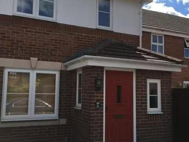 Just in! 4 bedroom house share for rent in Westbury Gardens, GU9