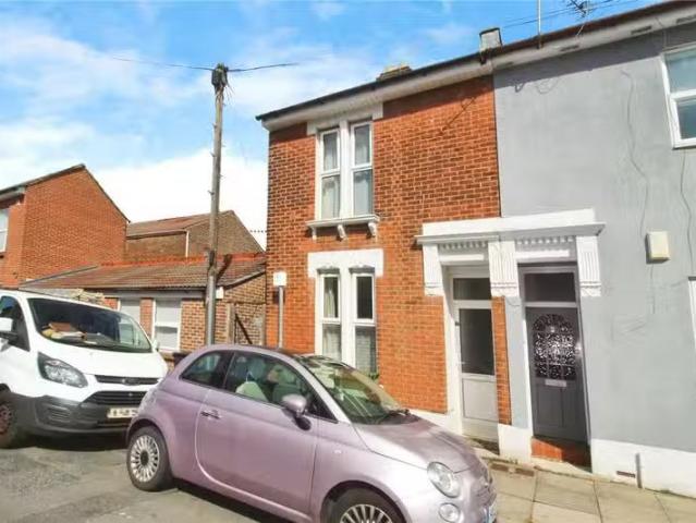 Just in! 4 bedroom House to rent, Percy Road, Southsea, PO4 £.