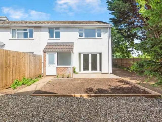 Nice 4 BR Mallard Court, GRANTHAM