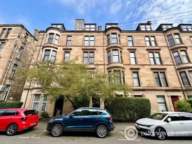 Deal! 4 BR Property to rent in Ruthven Street, Hillhead, Glasg.