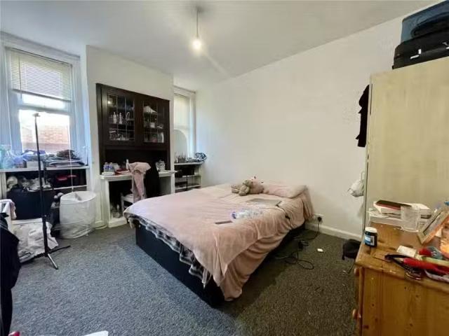 Cozy 5 bedroom detached house for rent in Osborne Road, Bourne.