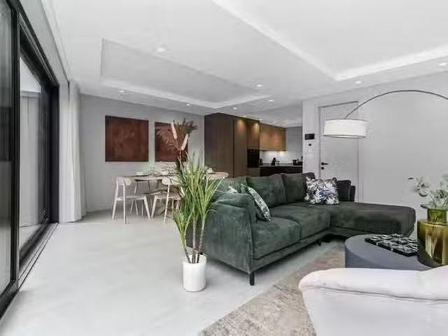 Cheap 5 BR Rigeley Mews