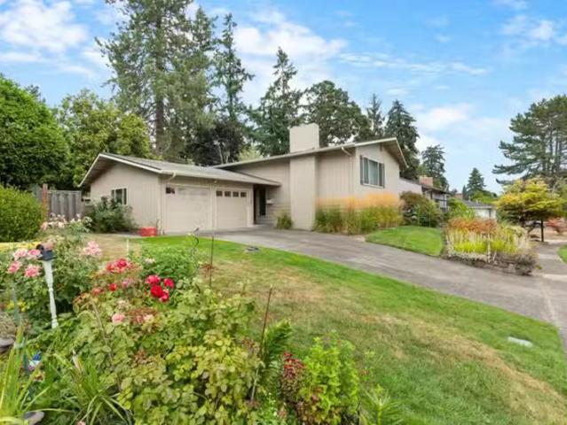 Charming 11795 Sw Bruce Dr
