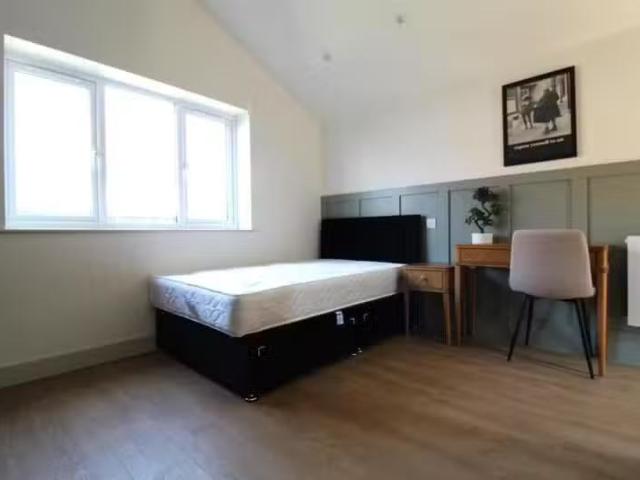 Rental! 1 BA Studio flat for rent in Mackie Road, Filton, Bris.