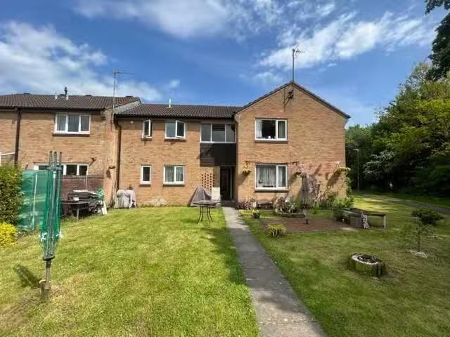 New 1 BA Studio flat for rent in Osprey Park, Thornbury, Brist.