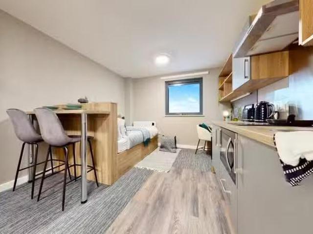 Charming 1 BA Studio flat for rent in Aberdeen Student Septe.