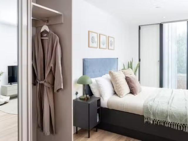 New 1 BA Studio flat for rent in Lighthaus, William Jessop Way.