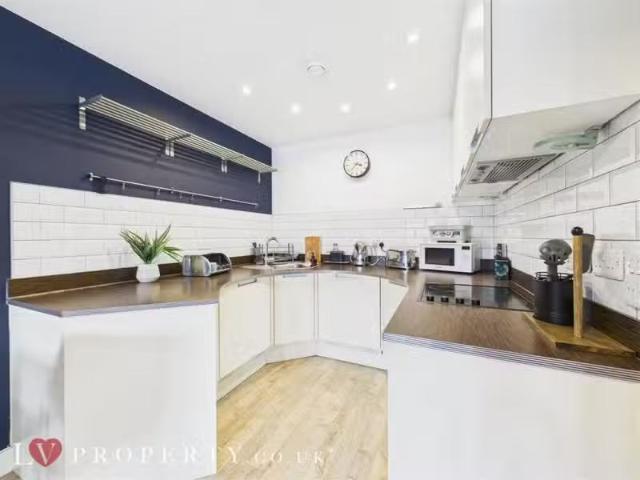 Just in! 1 BA 1 bedroom apartment for rent in Esinteraction St.