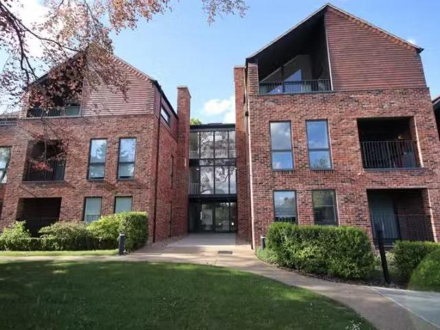 Cozy 1 BA 1 bedroom apartment for rent in Hills Road, Cambridg.