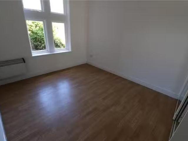 Cheap 1 BA 1 bedroom apartment for rent in The Woodlands, Birk.