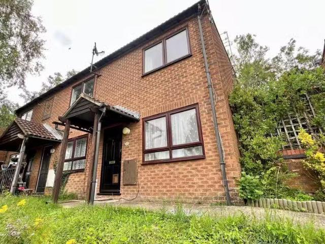 For Rent! 1 BA 1 bedroom detached house for rent in One Bedroo.