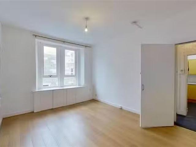 Rental! 1 BA 1 bedroom flat for rent in Newton Street, Edinbur.