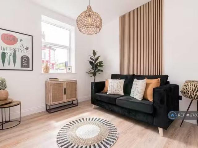 Charming 1 BA 1 bedroom flat for rent in Abbey St, Rugby, CV21