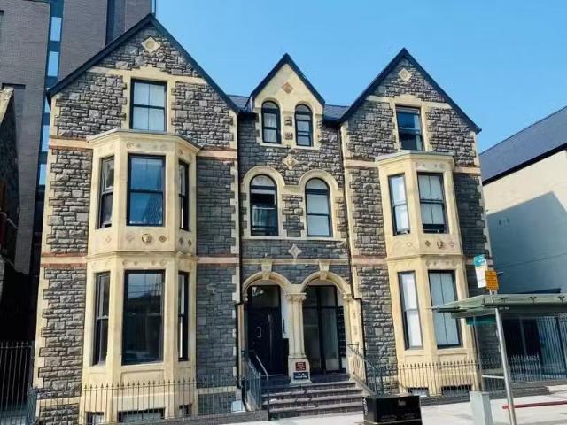 Deal! 1 BA 1 bedroom flat for rent in Cardiff City Centre, CAR.