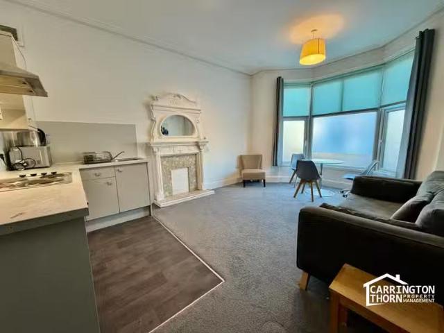 Just in! 1 BA 1 bedroom flat for rent in City Road, Birmingham.