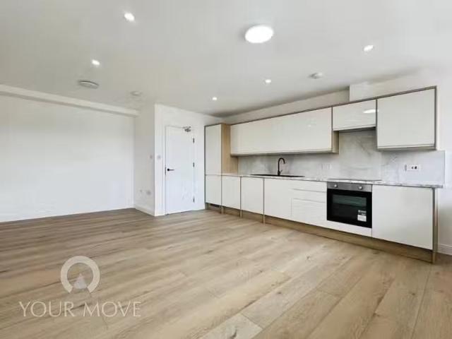 Charming 1 BA 1 bedroom flat for rent in Instone Road, Dartfor.