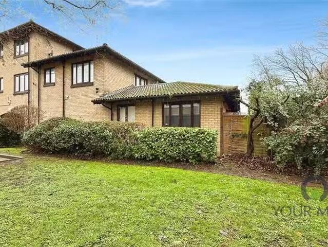 Unique 1 BA 1 bedroom Flat to rent, Pointer Close, London, SE2.
