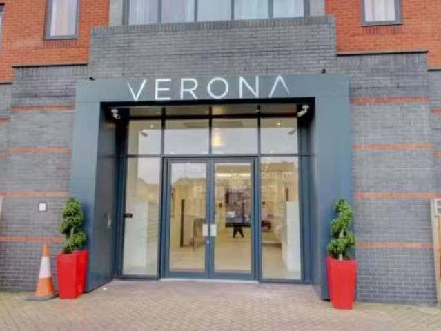 Cozy 1 BA 1 bedroom Flat to rent, Wellington Street, Slough, S.
