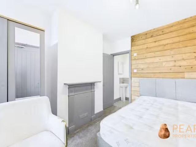 New 1 BA 1 bedroom house share for rent in 47 Ashdown Road, Wo.