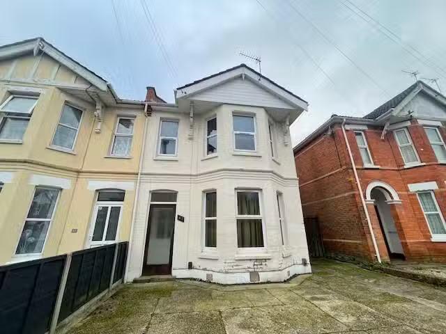 Charming 1 BA 1 bedroom house share for rent in Nortoft Road.