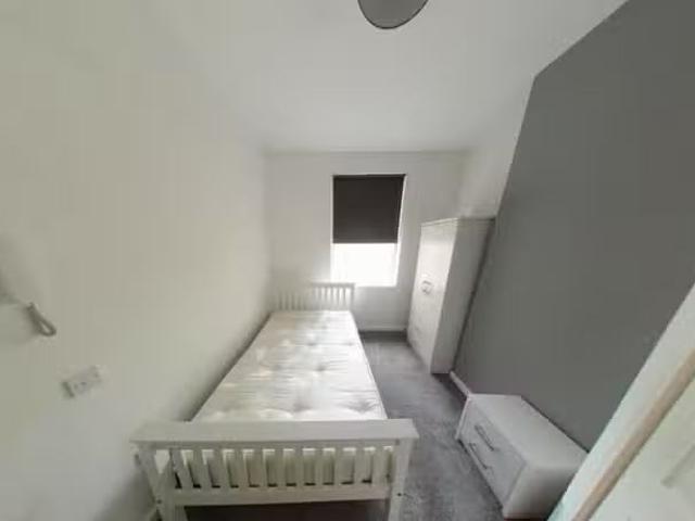 Rental! 1 BA 1 bedroom house share for rent in St Georges Road.