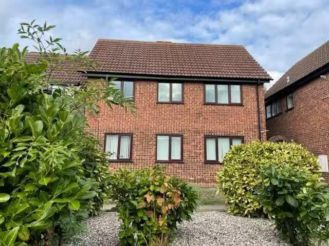 Unique 1 BA 1 bedroom maisonette for rent in Silbird Close, CO.
