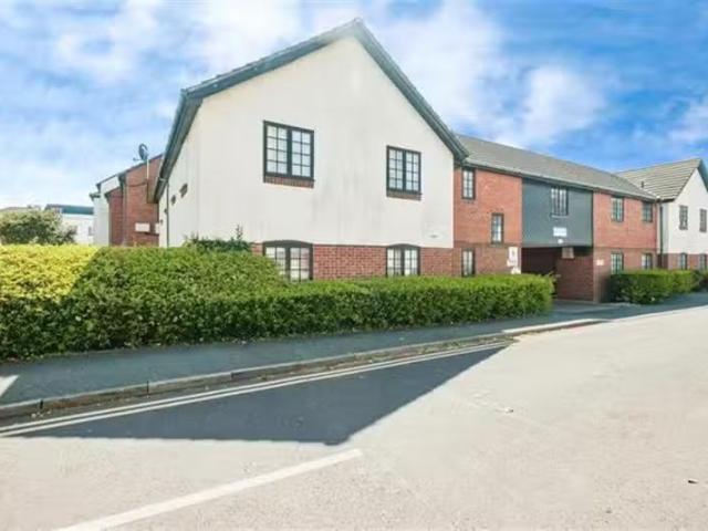 Nice 1 BA 1 bedroom retirement property for rent in Rose Court.