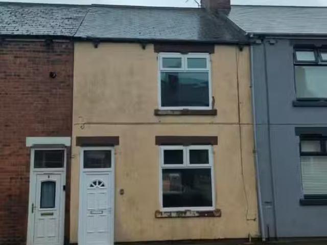 Unique 1 BA 2 bedroom terraced house for rent in 6 Barrington.