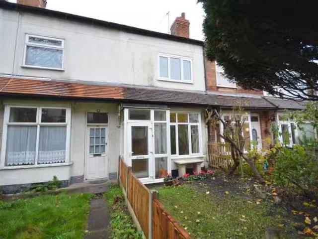 Just in! 1 BA 2 bedroom terraced house for rent in 17, Gwalia.