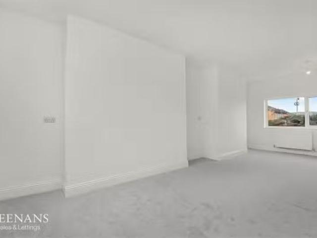 Charming 1 BA 2 bedroom terraced house for rent in Livesey Bra.