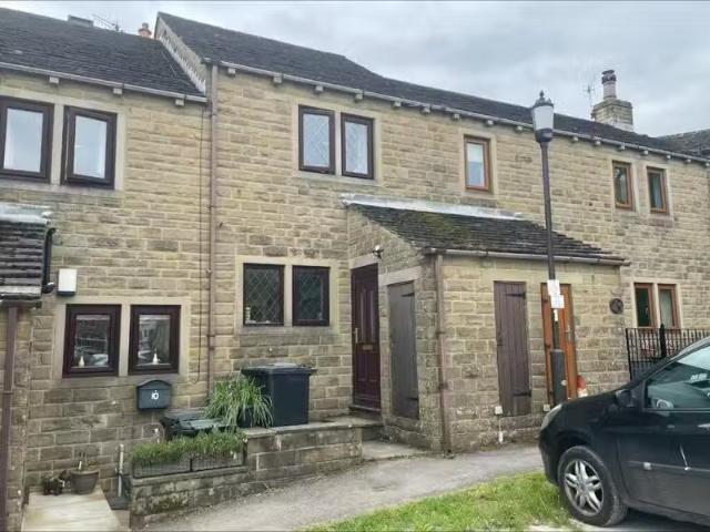 Rental! 1 BA 2 bedroom town house for rent in Changegate Court.