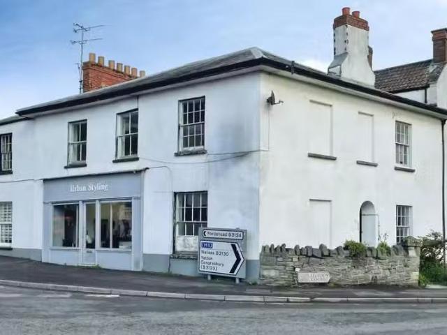Rental! 1 BA 2 bedroom apartment for rent in East Clevedon Tri.