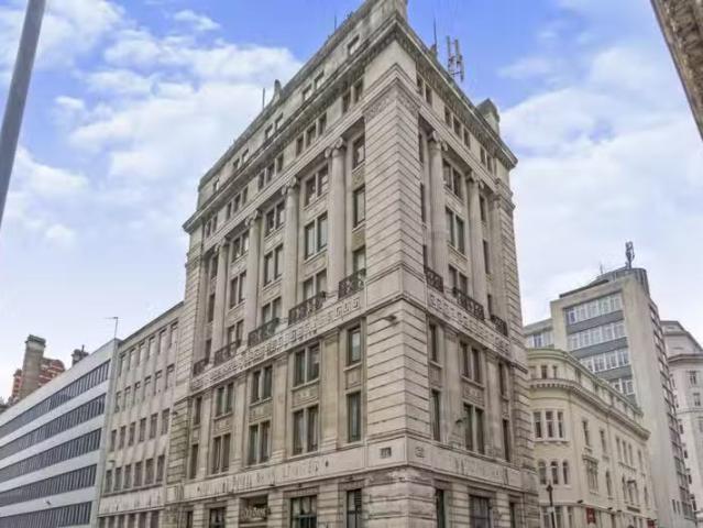 Unique 1 BA 2 bedroom apartment for rent in Fenwick Street, Li.
