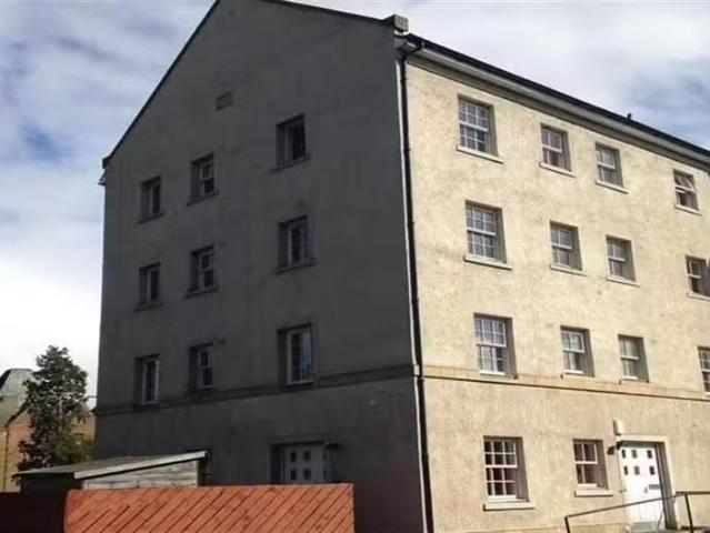 Cheap 1 BA 2 bedroom apartment for rent in Hardgate Court, Had.