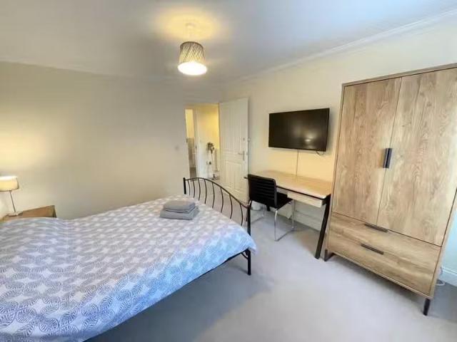 New 1 BA 2 bedroom apartment for rent in Saxmundham, Suffolk.
